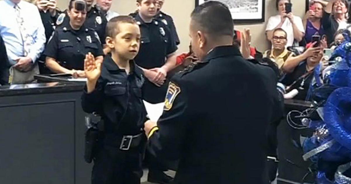 6-Year-Old Girl With Terminal Cancer Sworn In As New Police Chief ...