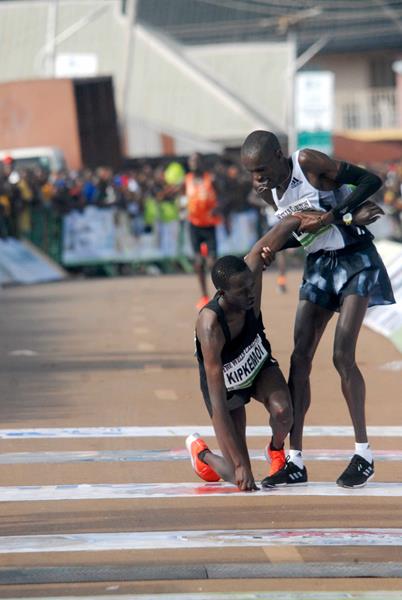 Kenyan Runner Gives Up Win To Help Collapsed Competitor
