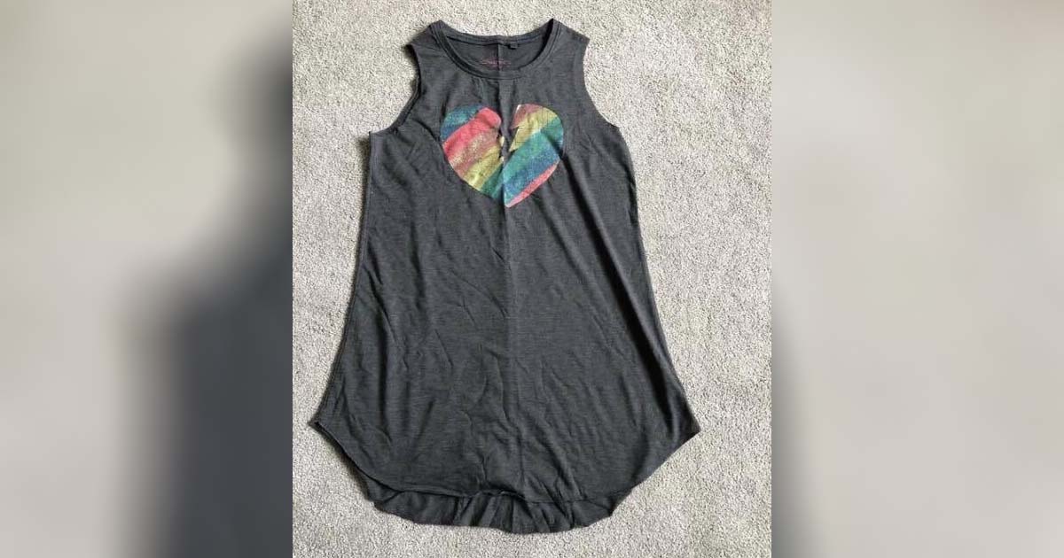 Twitter Users Helps Woman Find Autistic Girl's Favorite Dress