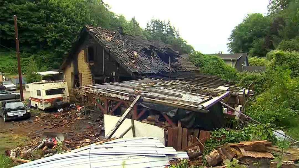 Uncle Saves 8-Year-Old Niece By Rushing Into Burning Home