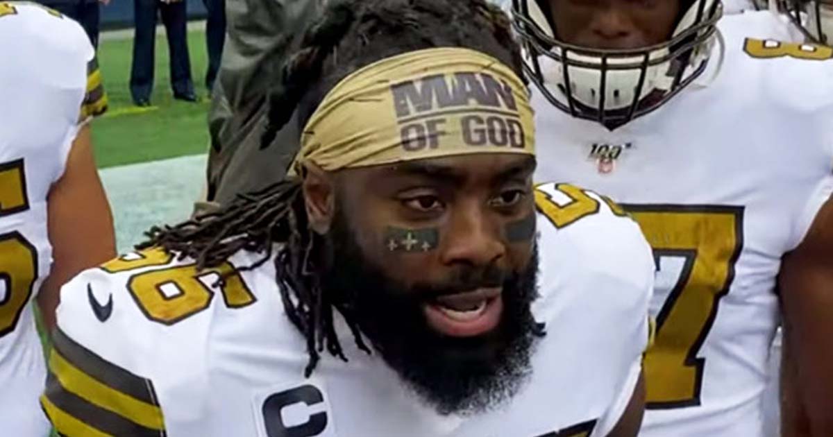 NFL Saints Captain Demario Davis Fined For Wearing 'Man of God ...
