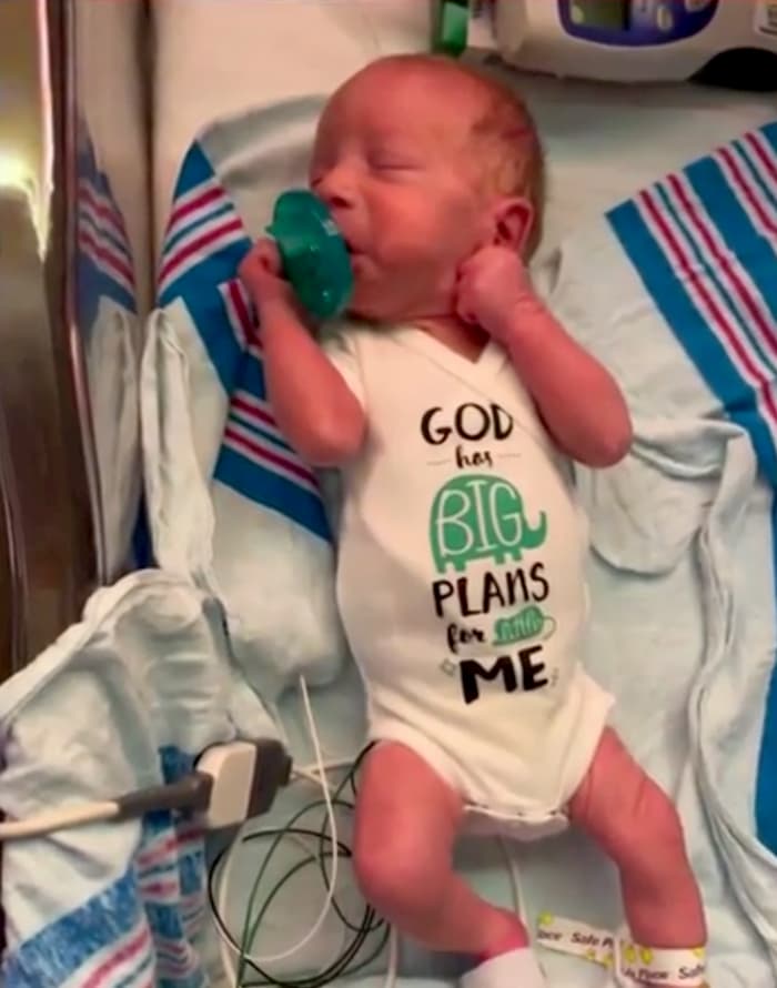 Dad Dances Everyday For His Newborn Baby In The NICU | FaithPot