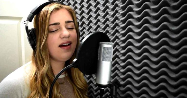 Young Girl Singing Cover Of 'I Can Only Imagine' Reminds Us Of God's ...