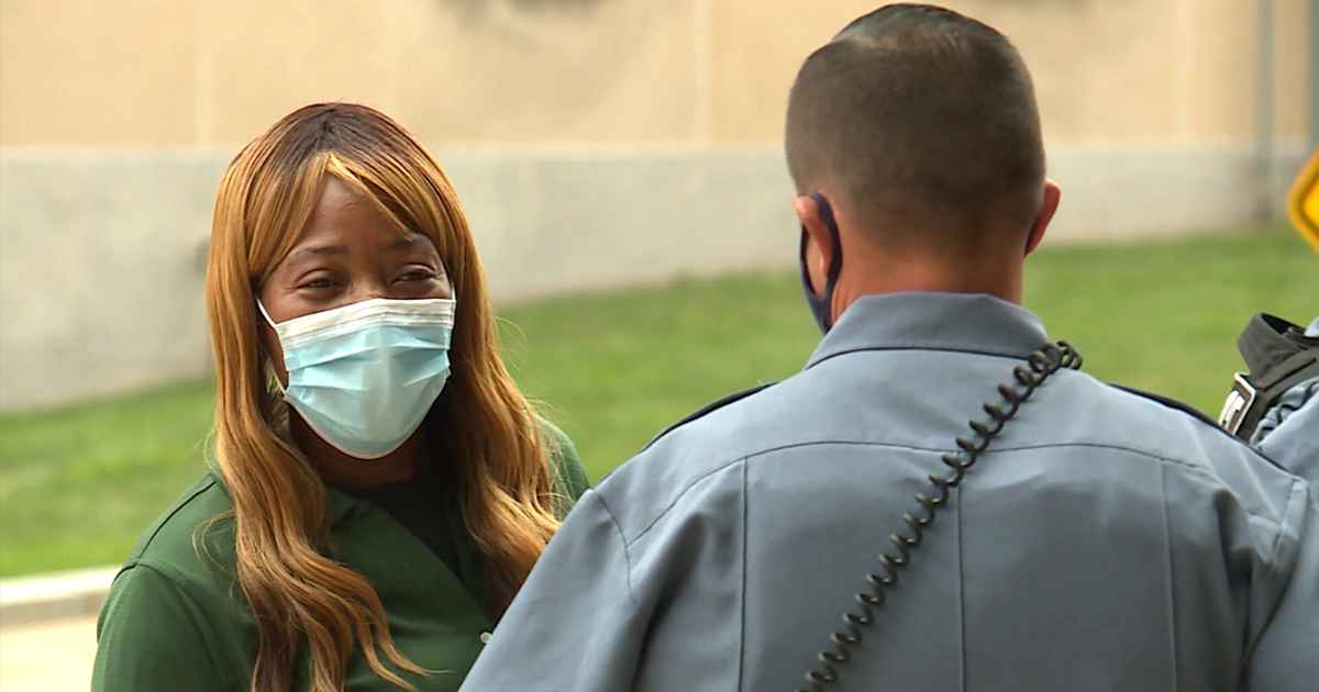 Struggling Single Mom Gives Her Lottery Winnings To Officer Shot In The ...