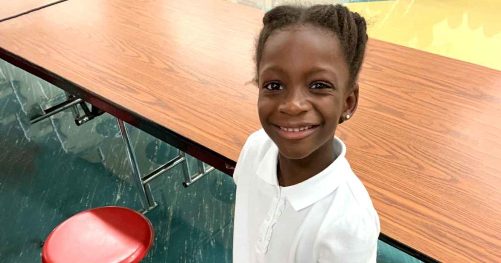 8-Year-Old Girl Moved By Child Homelessness Creates Charity To Make A ...