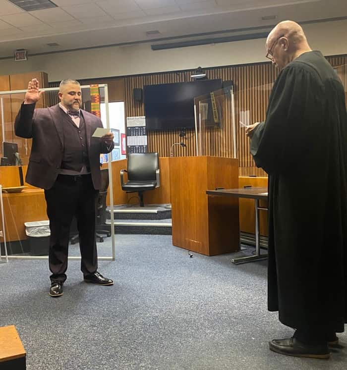 Judge Gives Drug Dealer Sound Advice At Trial, Swears Him In As Lawyer ...