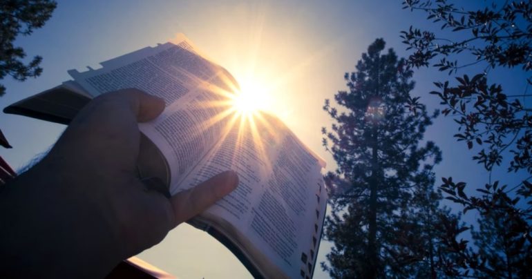 15 Bible Verses That Tell Us More About The Kingdom Of God | FaithPot