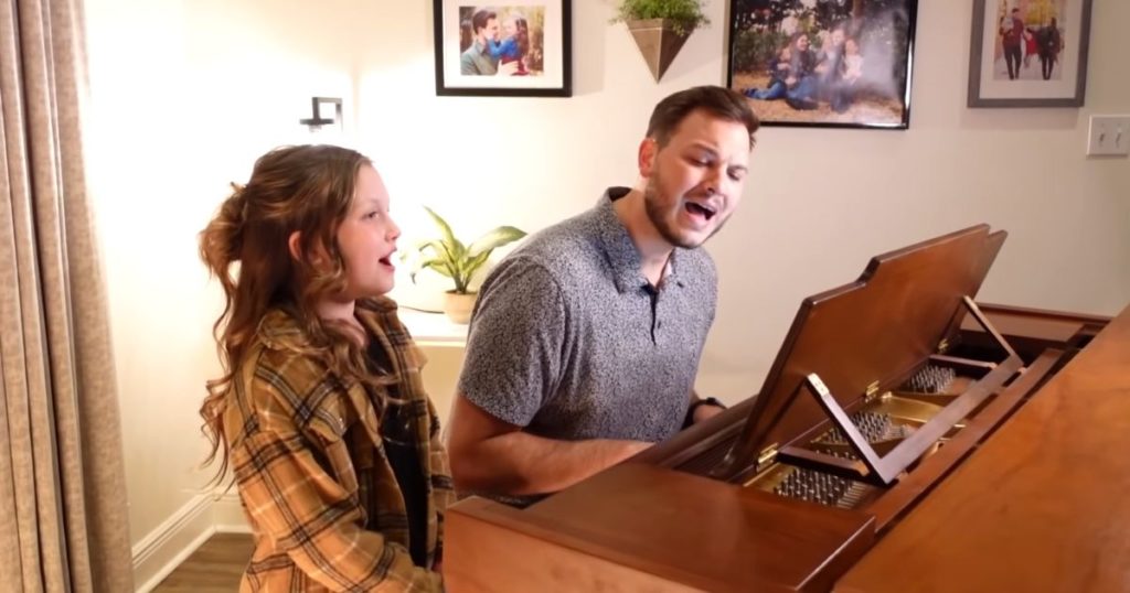 The Bonner Family Sings Beautiful Rendition Of 'O Holy Night' | FaithPot