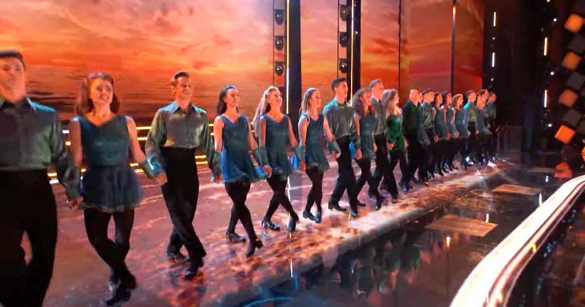 Irish Dance Group Riverdance Stuns Judges With Beautiful Performance On ...