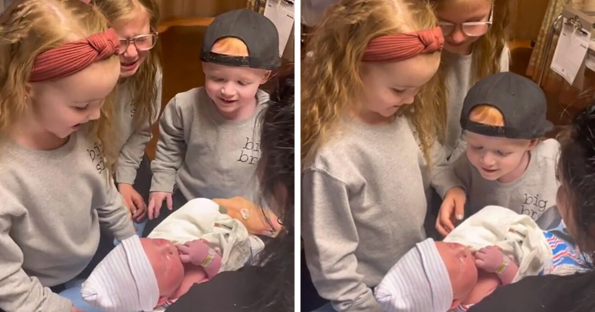 Siblings has Precious Reaction to Meeting Baby Brother for the First ...