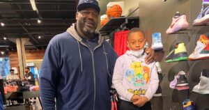 Shaquille O'Neal Encourages Crying Boy to Hug His Dad And Apologize ...