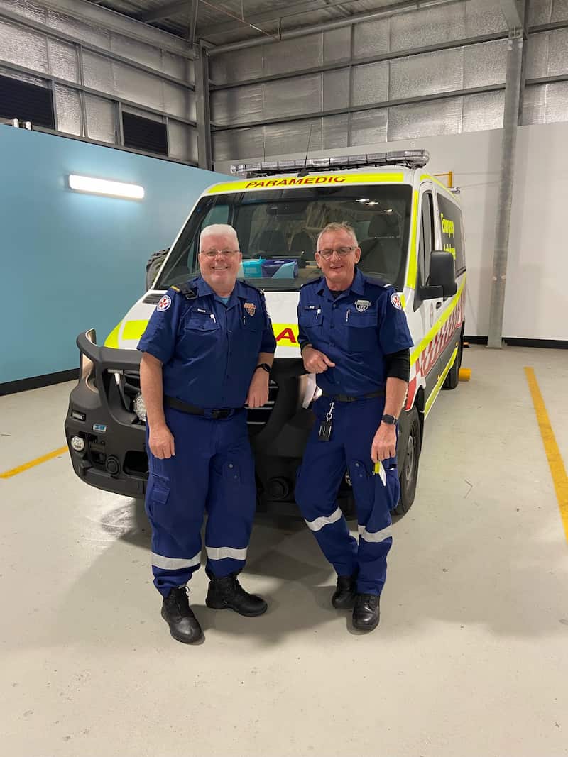 Paramedics Help Dying Woman Fulfill Her Wish to Visit the Beach One ...