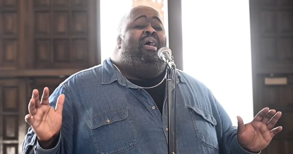 Calvin Nowell Delivers Soul-Stirring Worship Medley of 3 Beautiful Songs