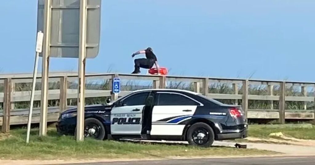 Police Officer Sprang Into Action to Save 2 Swimmers in Daring Rescue ...